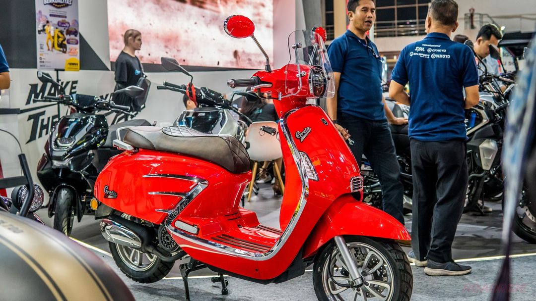 MForce Indonesia Rilis Skutik Klasik WMoto Greta 150 di PRJ 2023 ...