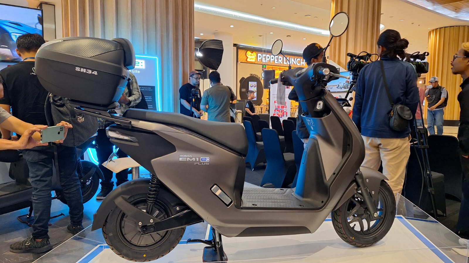Wahana Honda Luncurkan Motor Listrik Honda EM1 e: Series, Siapkan 58 ...
