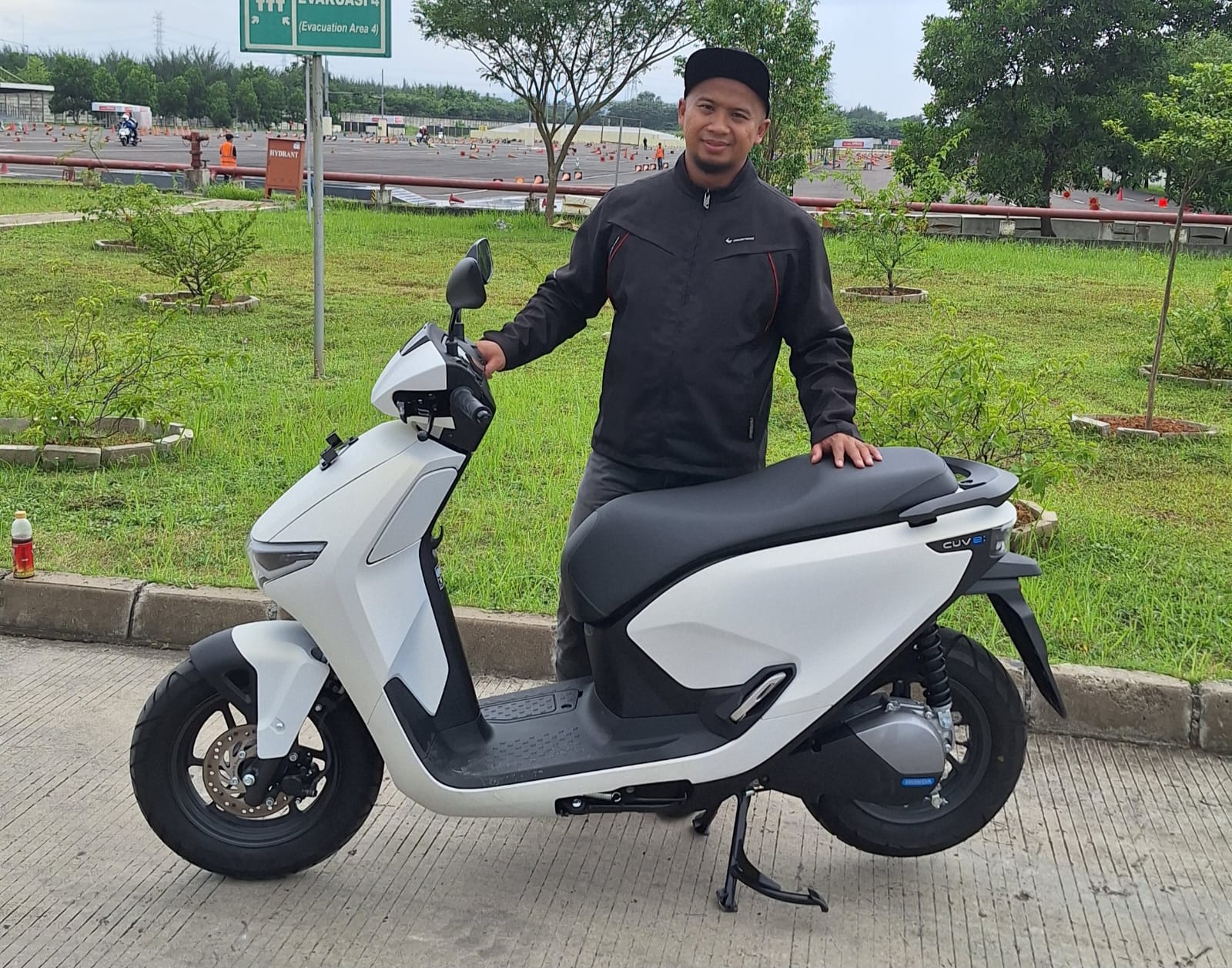 Fixed! Ini Dia Harga Resmi Honda ICON e: dan Honda CUV e:! Mulai 28Jt ...