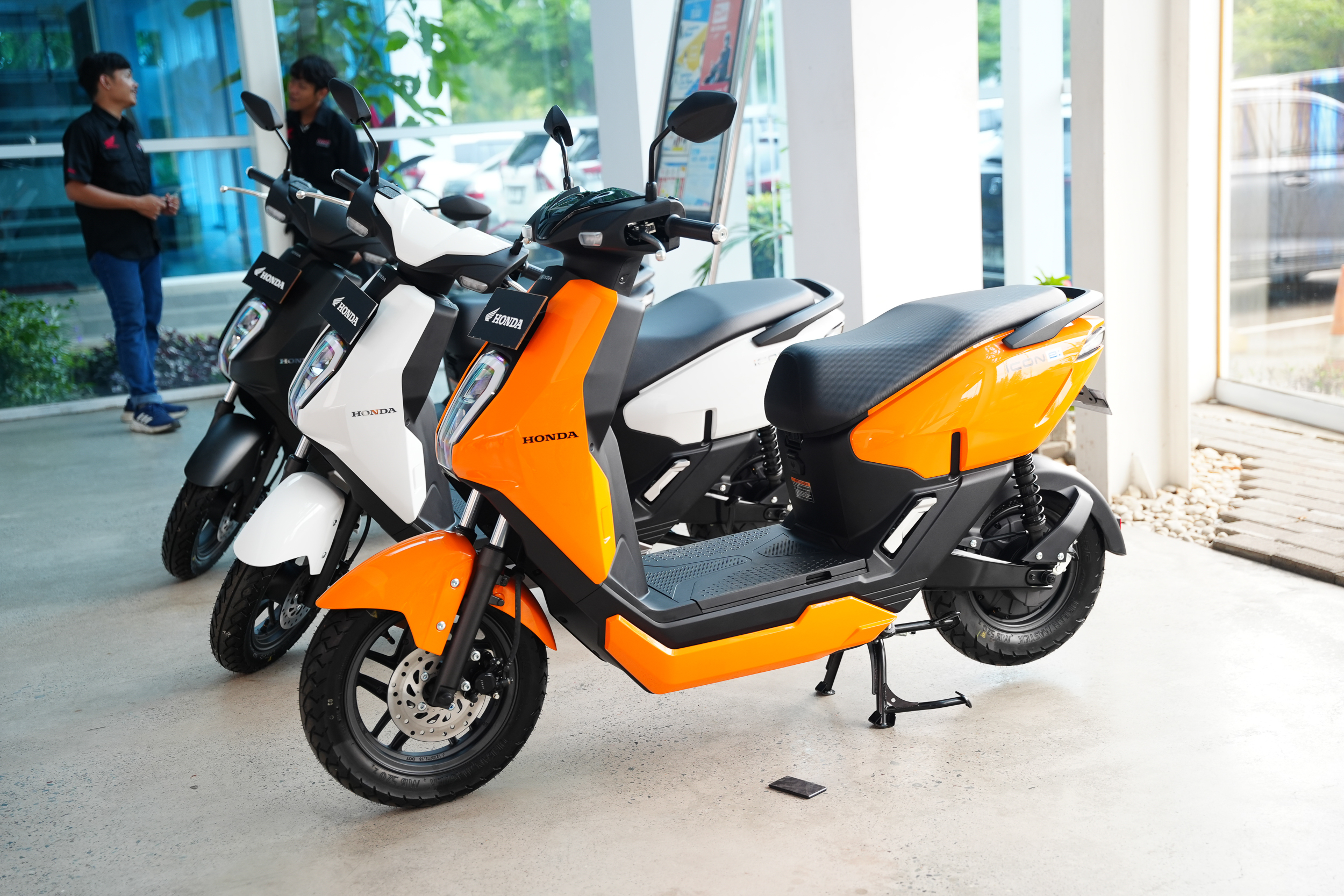 Fixed! Ini Dia Harga Resmi Honda ICON e: dan Honda CUV e:! Mulai 28Jt ...