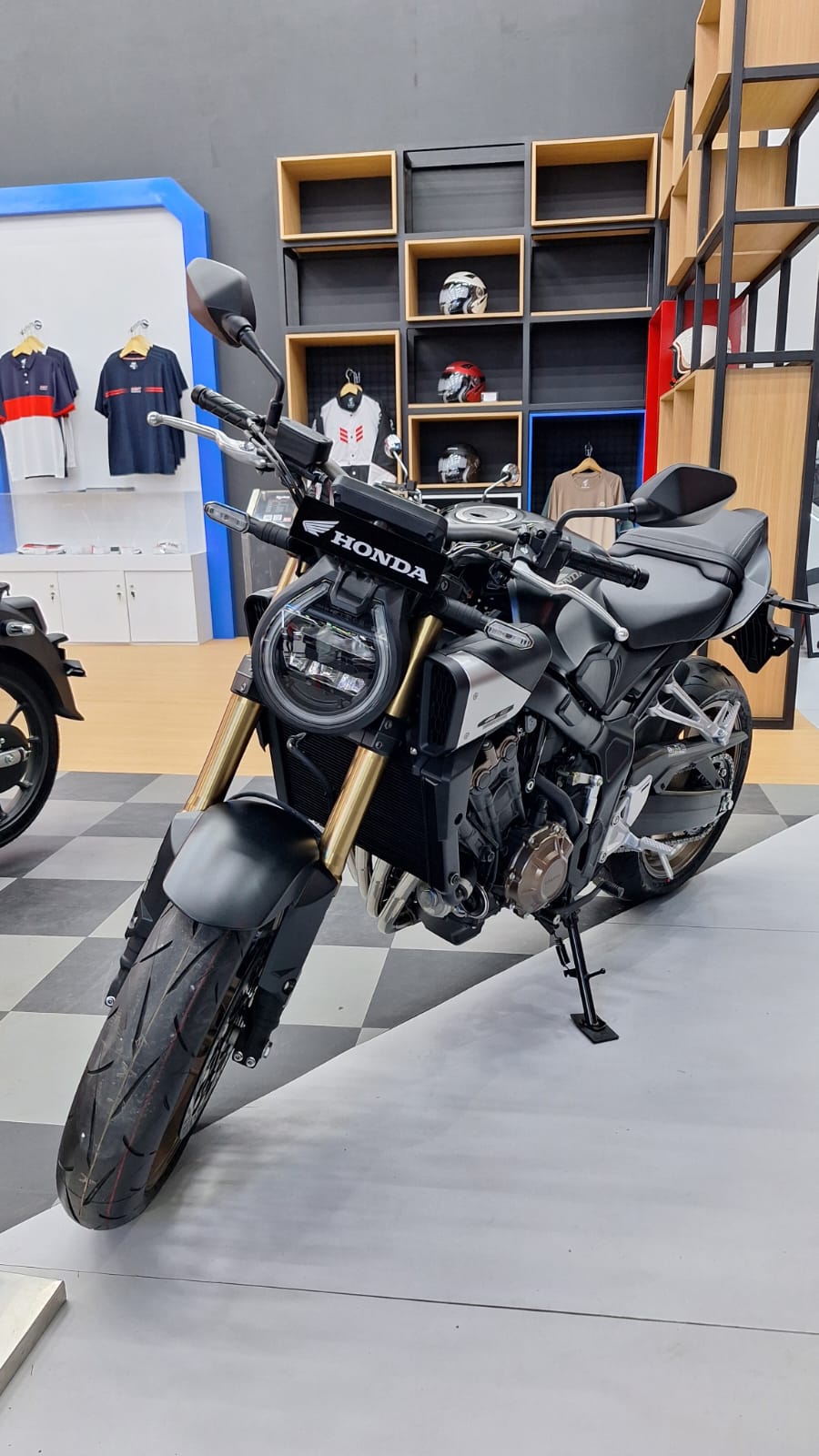 Booth Honda di Jakarta Fair 2025! Tampil Keren dengan 8 Zona Produk ...