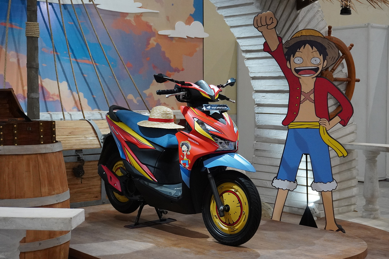Honda BeAT Livery One Piece x Tahilalats Sapa Para Nakama di Anime ...