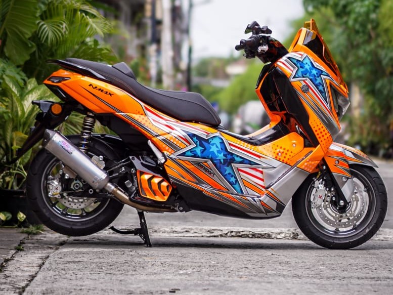 Bikin Auto Pangling, Modifikator Ini Bawa Nuansa Nostalgia Balap ...